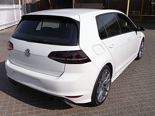 2015 Volkswagen Golf 7 R for sale | 37 600 Km | DSG transmission ...
