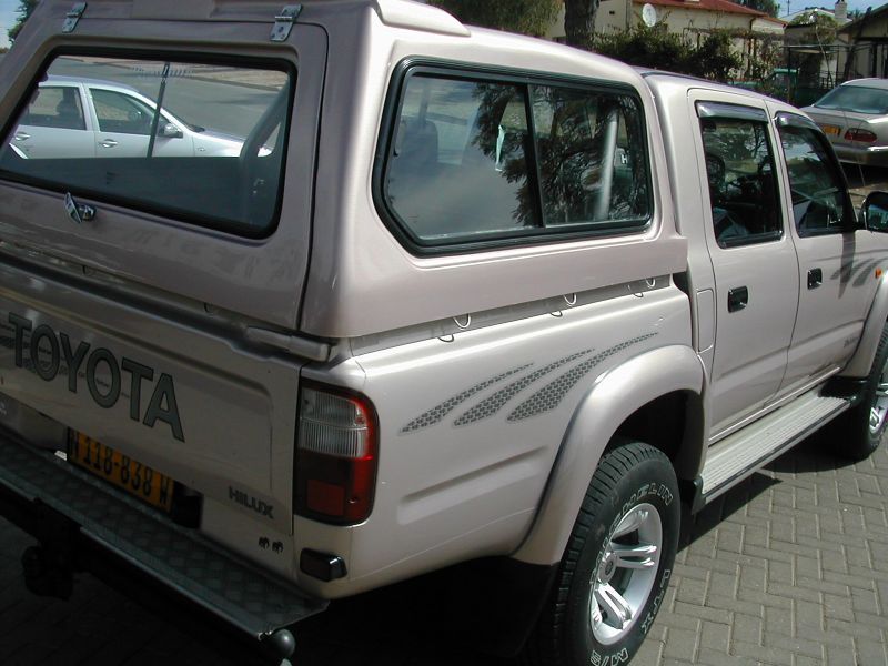 2002 Toyota Hilux 2.7 for sale | 142 000 Km | Manual transmission ...